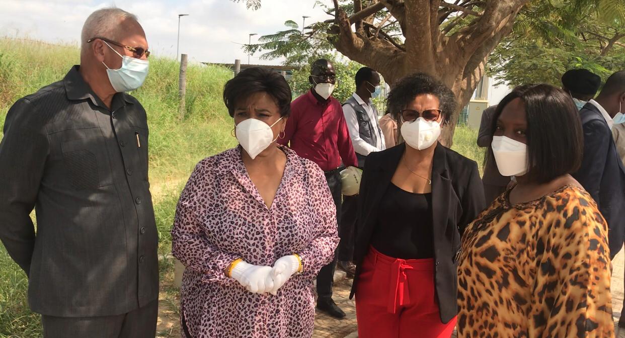 Famílias realojadas no Projecto Mayé-Mayé – EGTI-E.P.